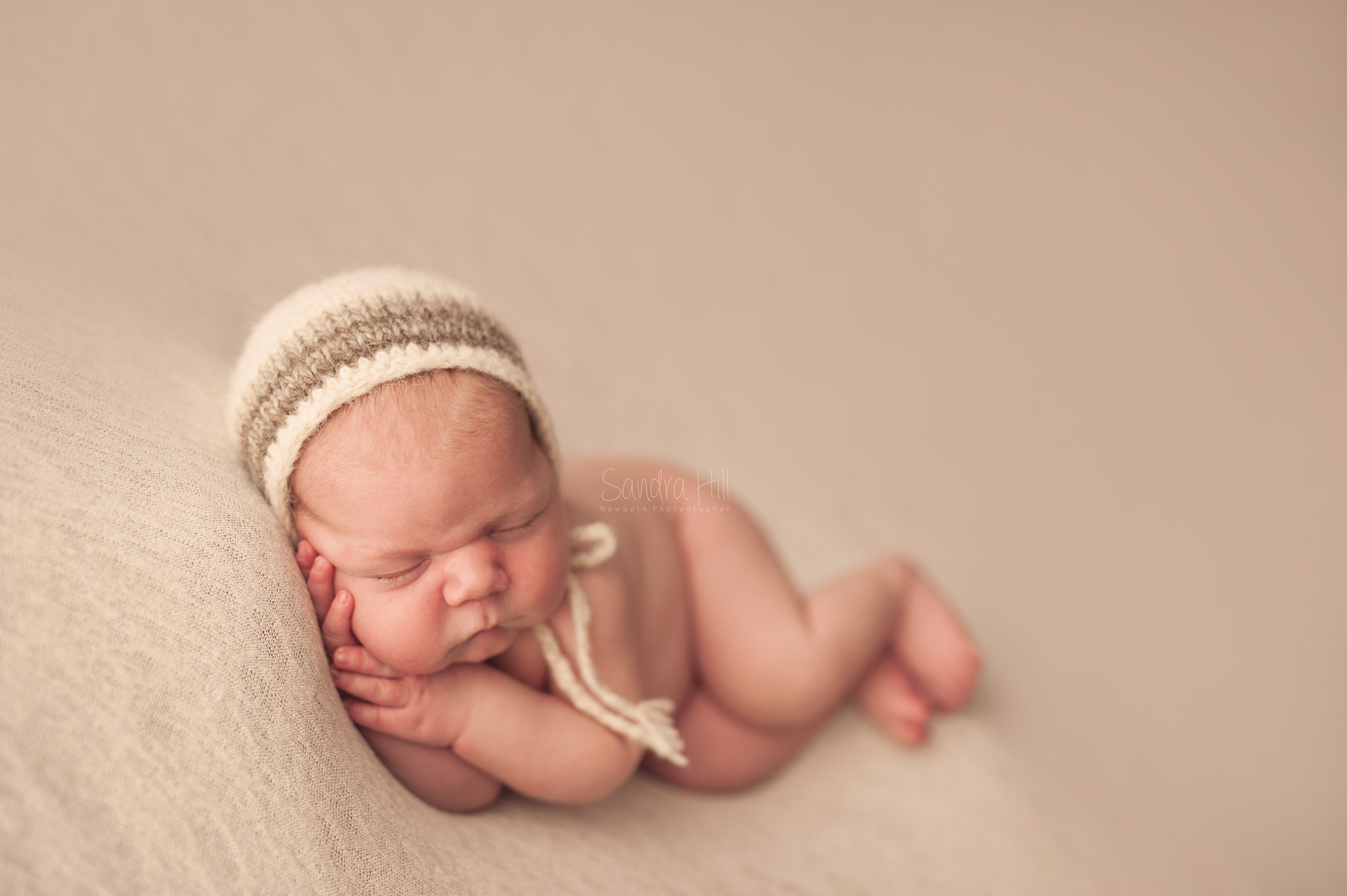 Brantford Ontario Newborn Photographer | Baby Photographer | 6 month ...